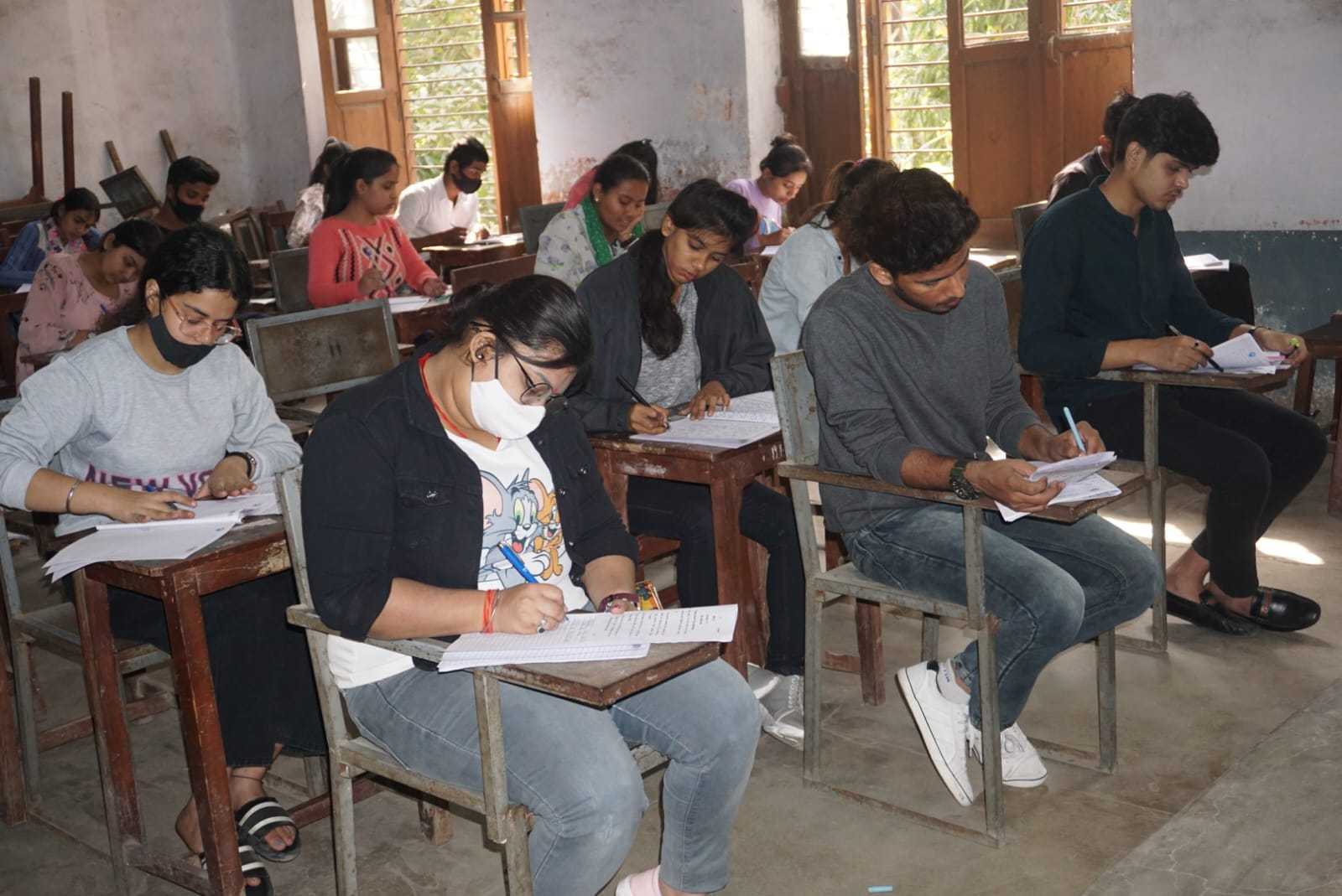Class Rooms - D.B.S. Degree (PG) College